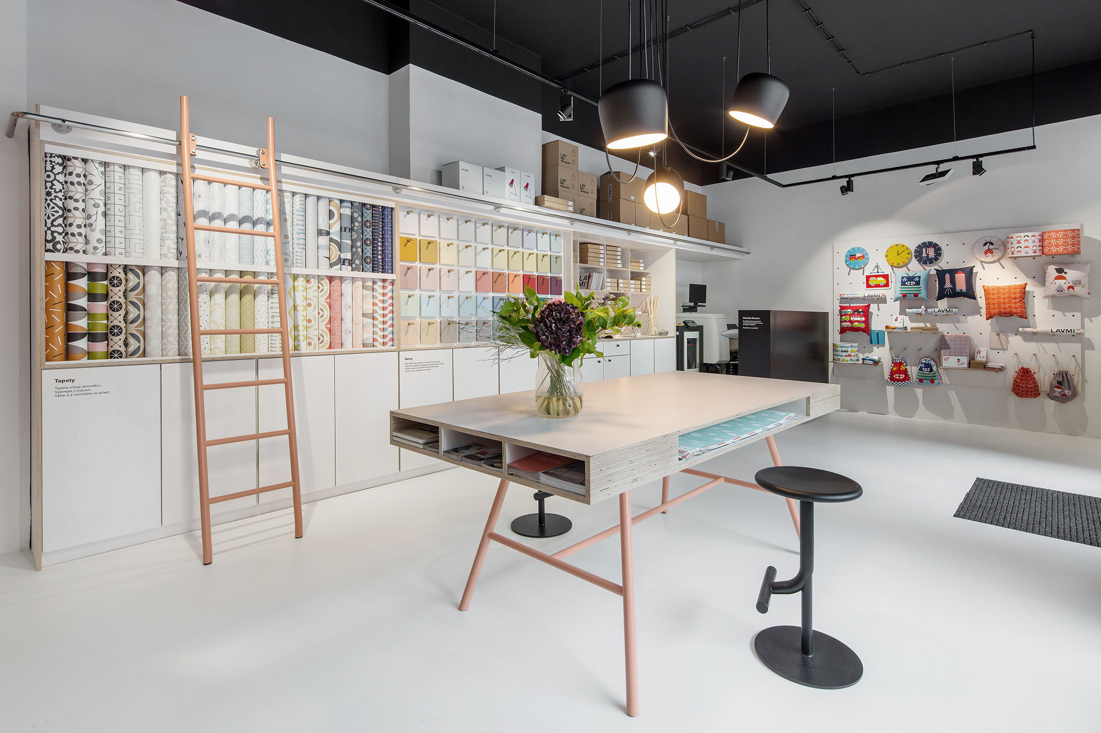 Prague Studio | Lavmi